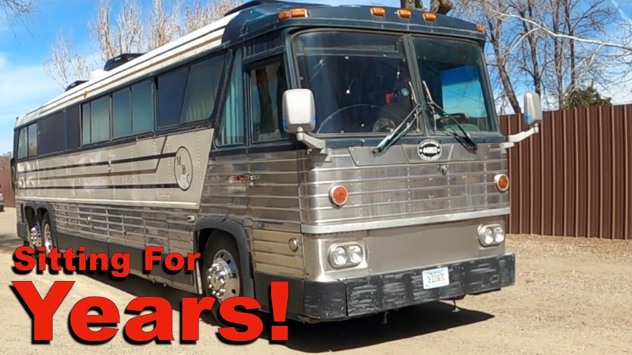 First Start In Years, MCI MC-8 Comeback! - YouTube