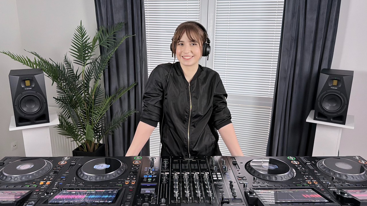 DJ GABI - 1 HOUR SET MELODIC TECHNO & PROGRESSIVE HOUSE MIX 2026 🔥🎧 ...