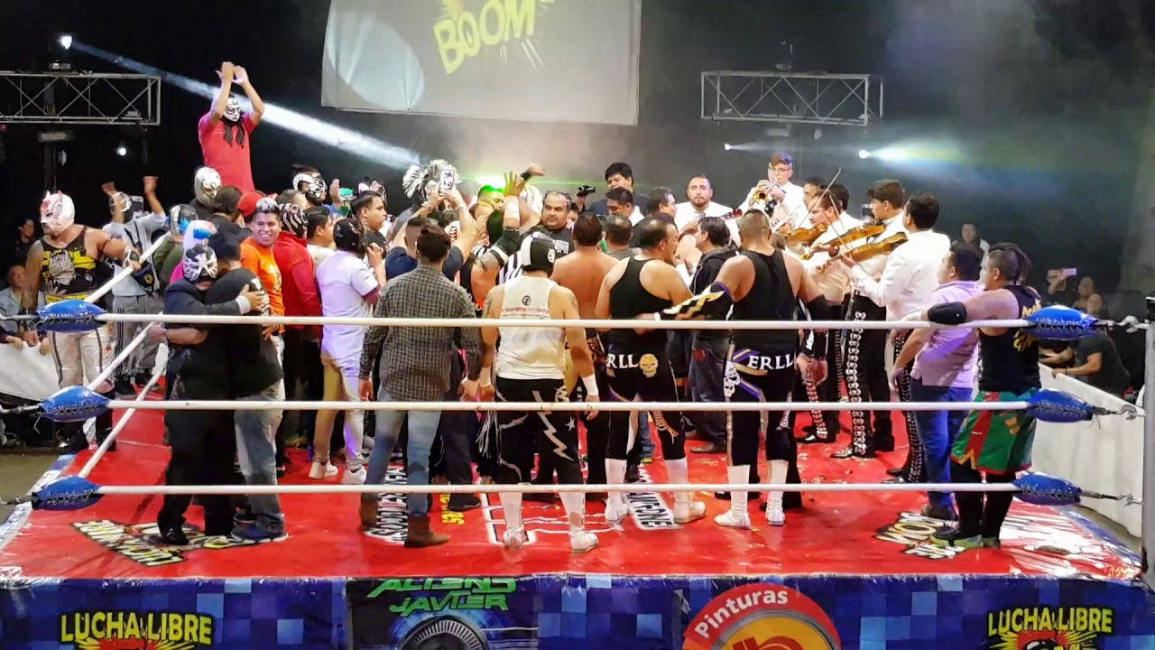 CON MARIACHI Y LOS LUCHADORES ES FESTEJADO LOS TRES AÑOS DE LUCHA LIBRE ...