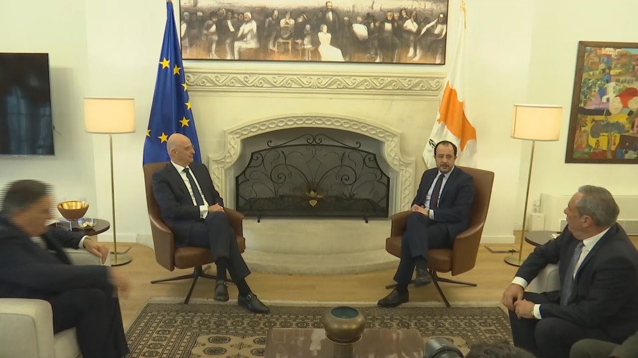 Στην Κύπρο ο Ν. Δένδιας για συνομιλίες με τον Κύπριο πρόεδρο και τον ...