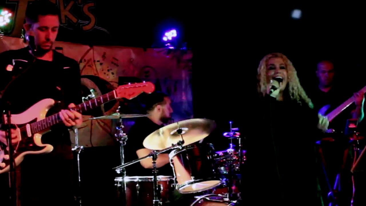 FLORA Top Hits Band - Adore you (Lizzo Version) - YouTube