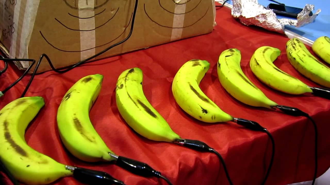 Banana Piano Keyboard @ Singapore Maker Faire - YouTube
