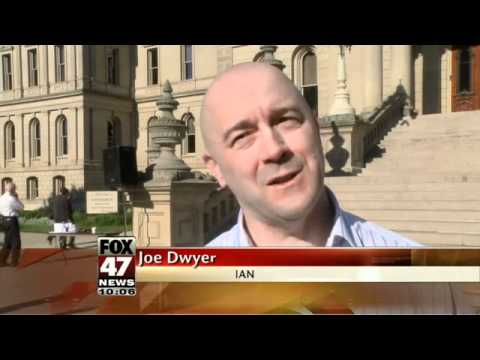 Dogs, Owners Rally at Capitol to Bring Awareness to Bill