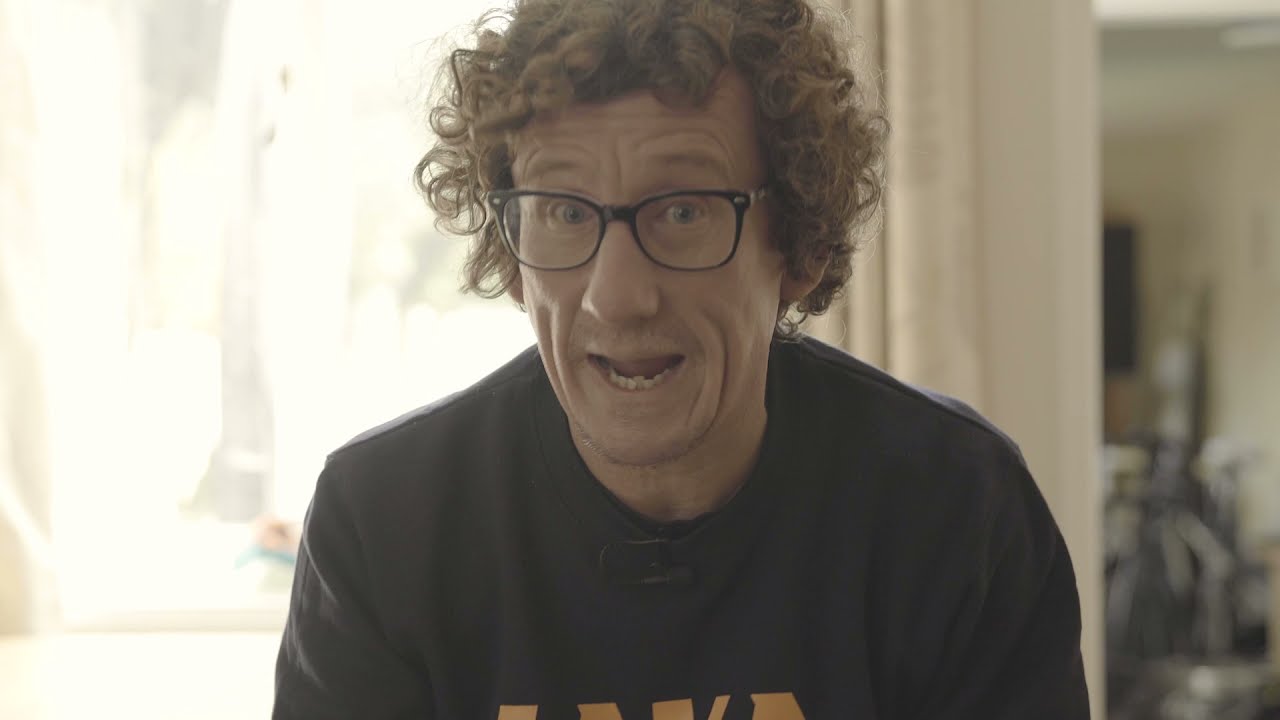 How To Dress For Your Cycling Commute with Matt Stephens - YouTube