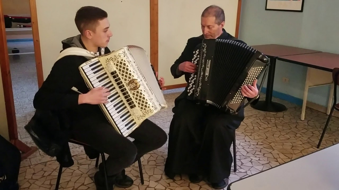 Madonnina dai Riccioli d'Oro-Don Vinicio Corti e Daniel Mazzola alla ...