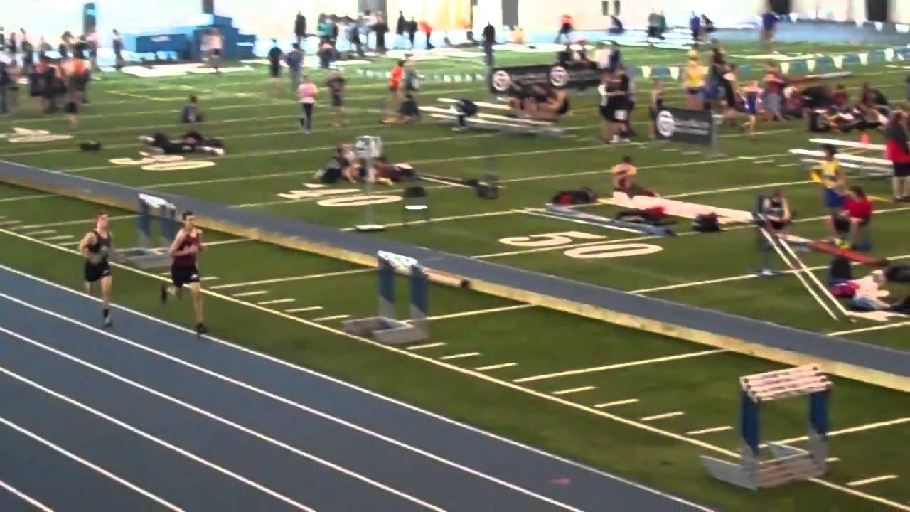 1600 Meter Run @ GVSU - YouTube