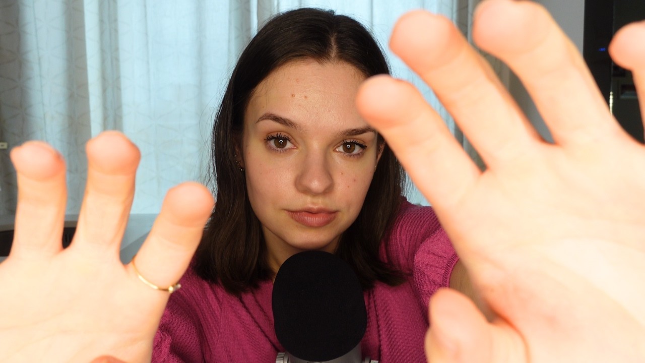 ASMR invisible scratching (with layered mic scratching sound ...