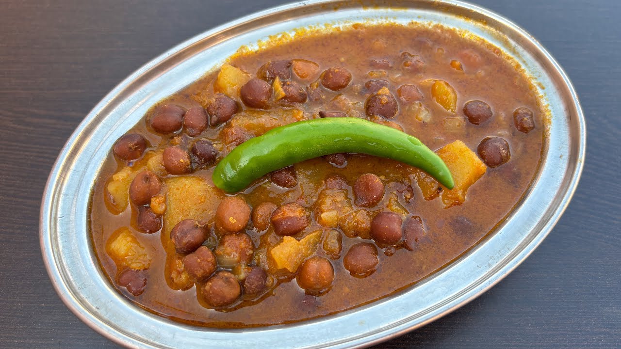 Chana Potato Gravy | Best Side Dish for Chapati Poori | Chana Potato ...