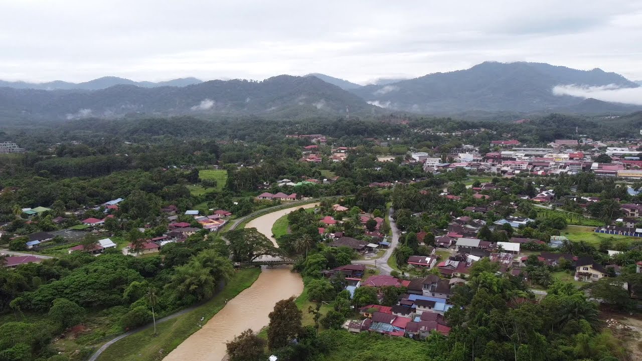 FOOTAGE DRONE SUNGAI BALING, PEKAN BALING DAN VIEW GUNUNG BALING 1080/ ...