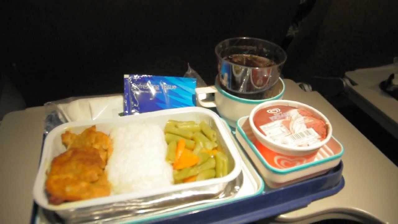 Inflight Meal Garuda Indonesia (with ice cream) - YouTube