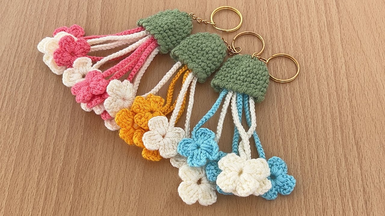 gorgeous 🥰 key chain made of threads - YouTube
