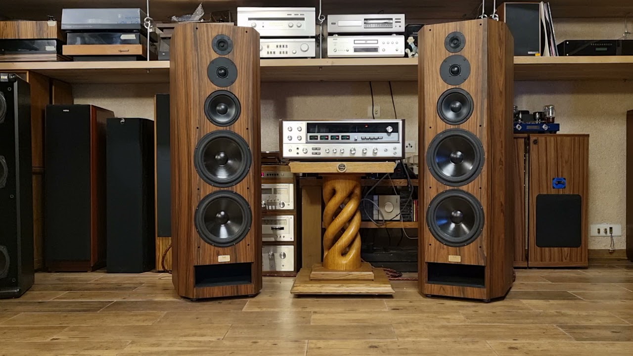 T+A Criterion TMR 160 and Sansui QRX 7500 - YouTube