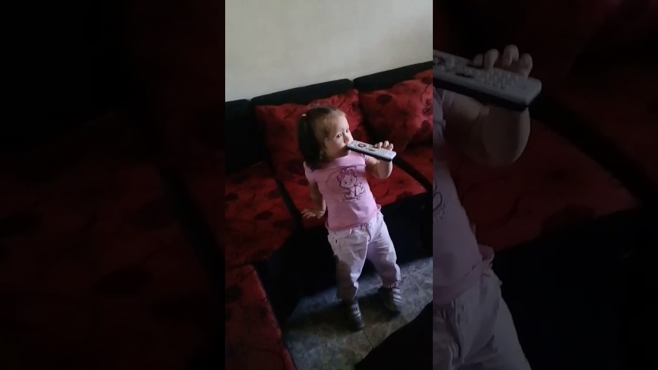 Niña sofia como canta - YouTube