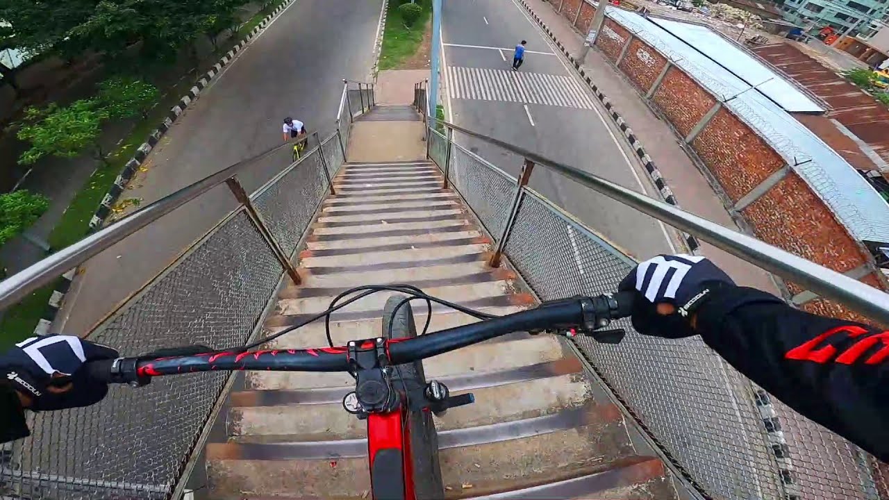 Crazy Free Ride In Street || Urban Free Ride - YouTube