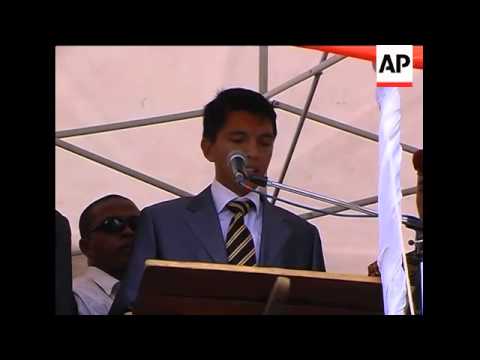 Opposition leader declares himself president and appointed PM