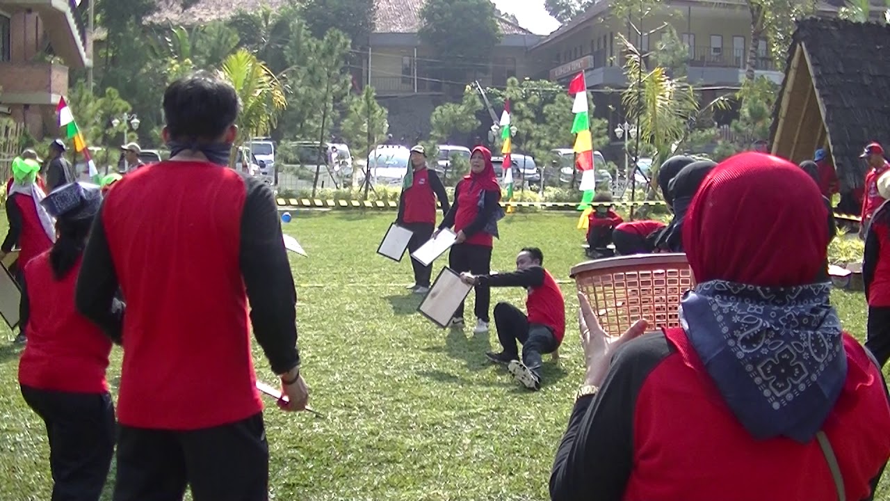 Team Building | Games Outbound | www.adventureoutbound.com - YouTube