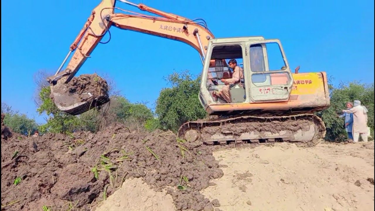Hitachi 100 excavator Ep 64 - YouTube