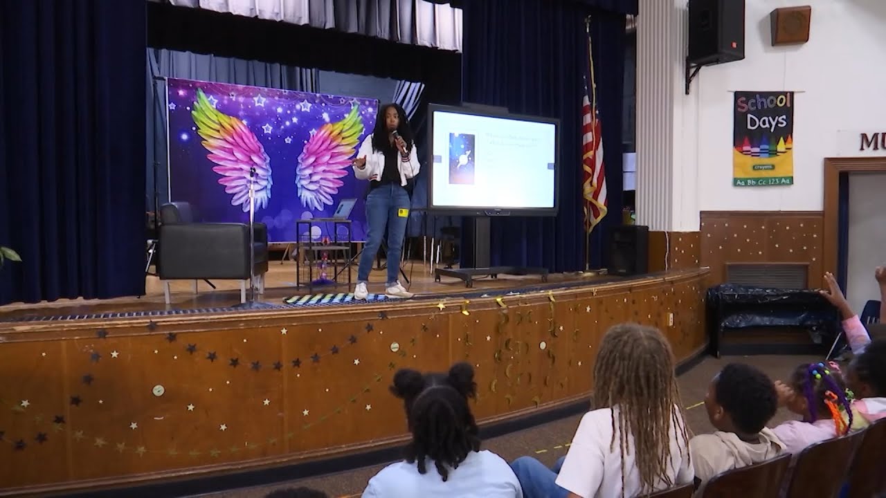 Author Amber McBride vsits Glen Lea Elementary - YouTube