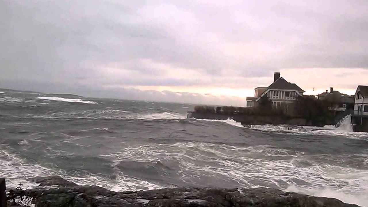 West Coast Mad Ocean. Victoria, B.C. - YouTube