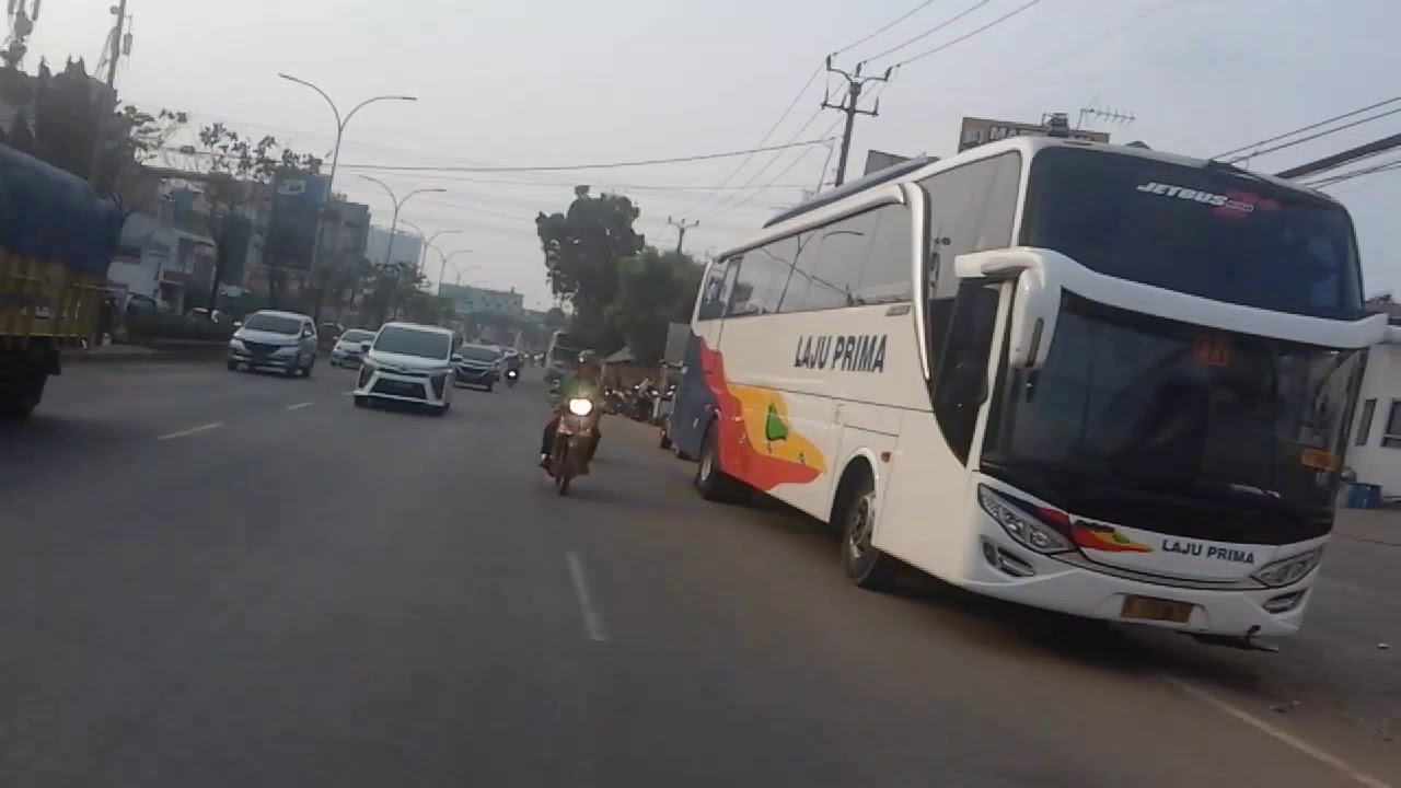 Bus Laju Prima JETBUS 2+ Telat - terlambat - YouTube