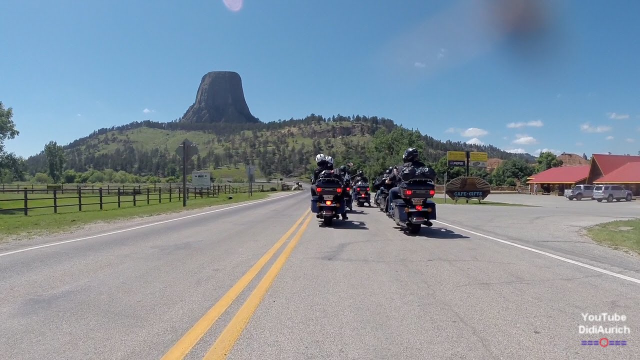 USA Wyoming mit der Harley-Davidson zum Devils Tower National Monument ...