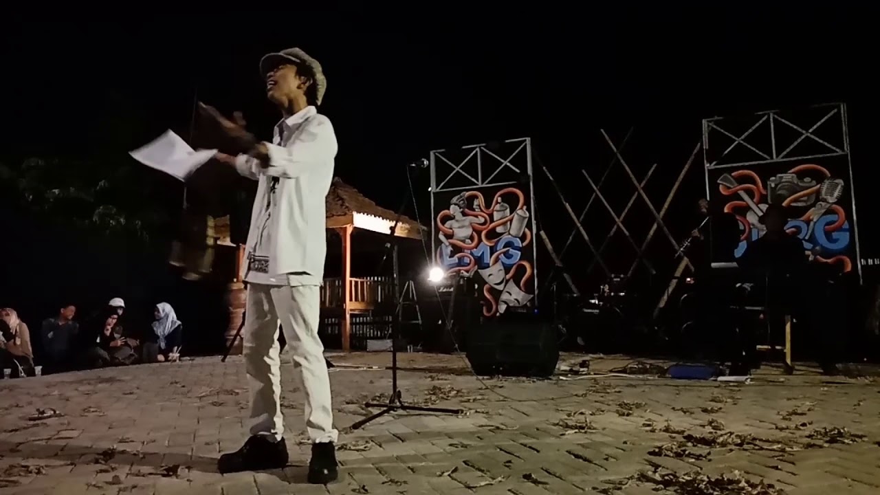 ZEHAN ZAREEZ - PUISI UNTUK PARA PELUPA - LMGNOISE#3 - YouTube