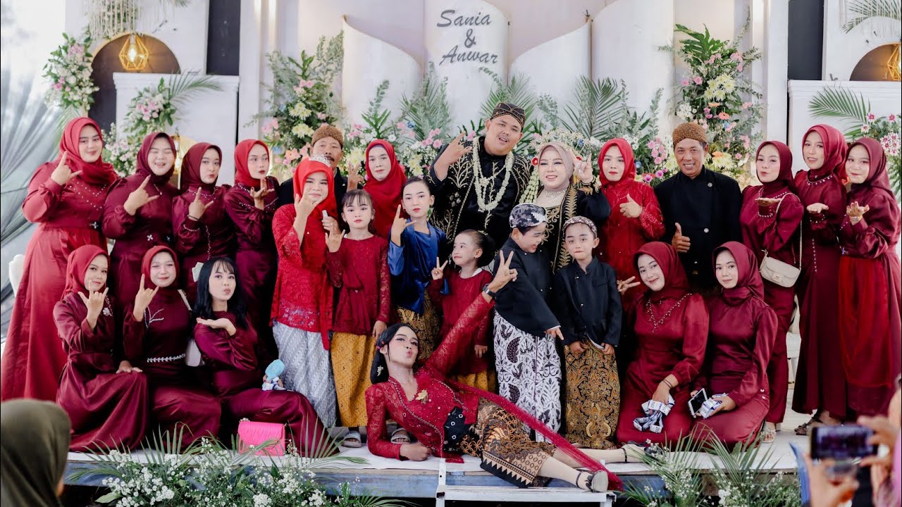 BIKIN NGAKAK! AKSI G*LA CUCUK LAMPAH | WEDDING SANIA & ANWAR | JRAGUNG ...
