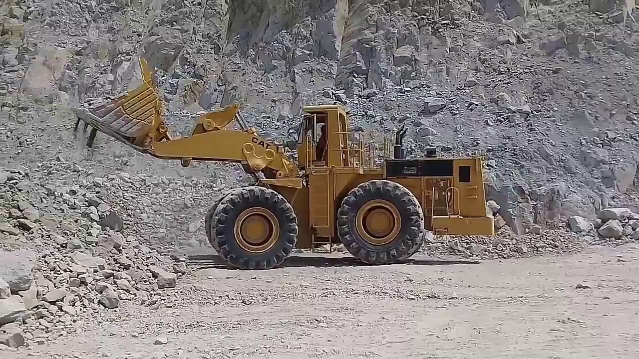 Cat 992-C - YouTube