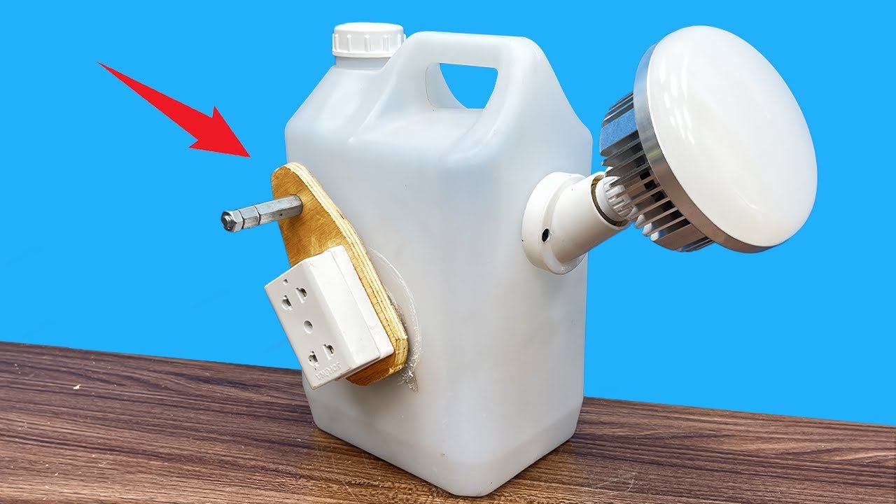 Shocking invention of a 65-year-old American farmer! Turn old plastic ...