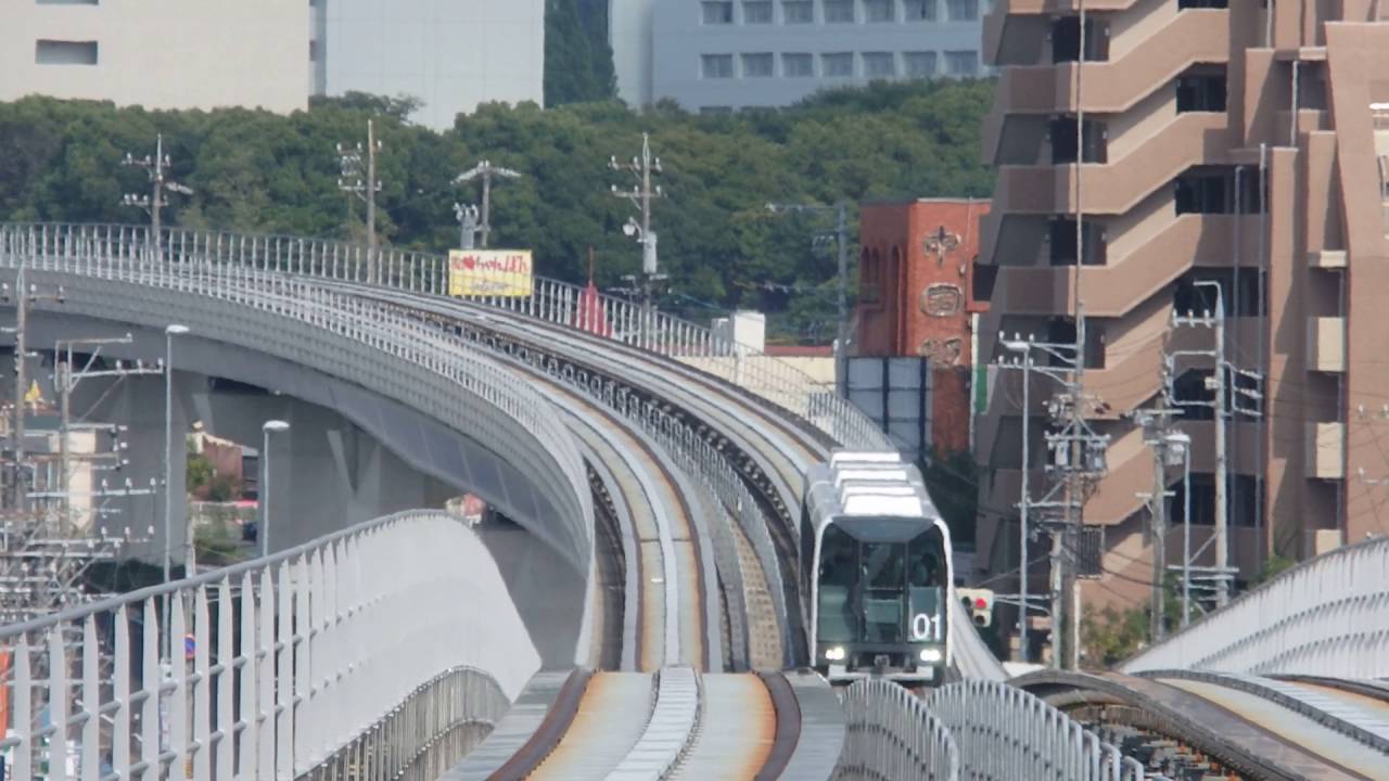 リニモ100形 杁ヶ池公園駅到着 Linimo Maglev Train - YouTube