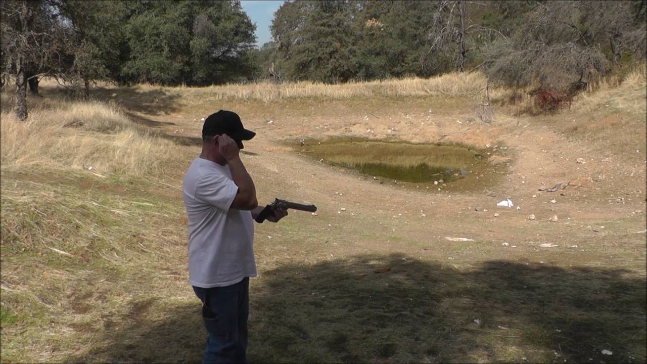 Shooting the little Smith & Wesson 500 with an 8" barrel - YouTube