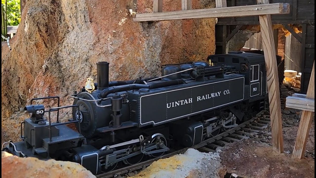 LGB Uintah Mallet Climbs the G-Scale Helix on the Crystal Cove and Rose ...
