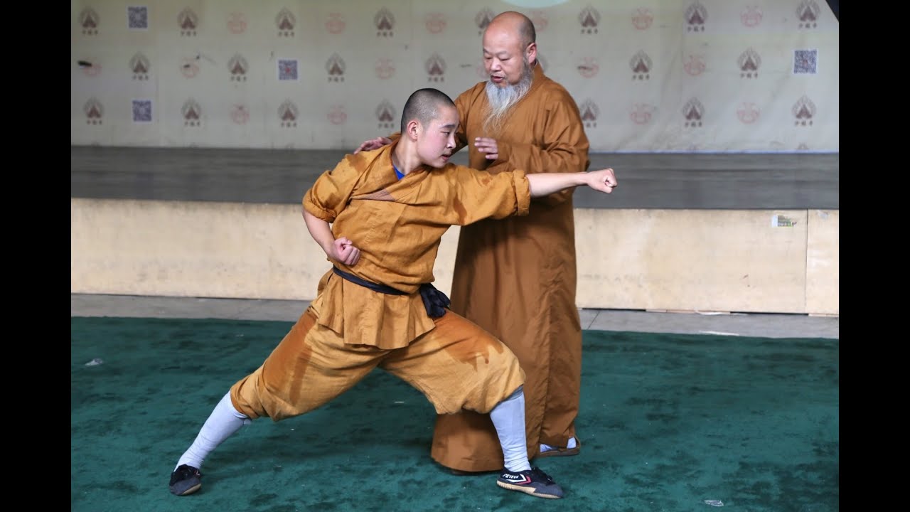 SHAOLIN KUNG FU BASIC SKILLS JIBENGONG - YouTube