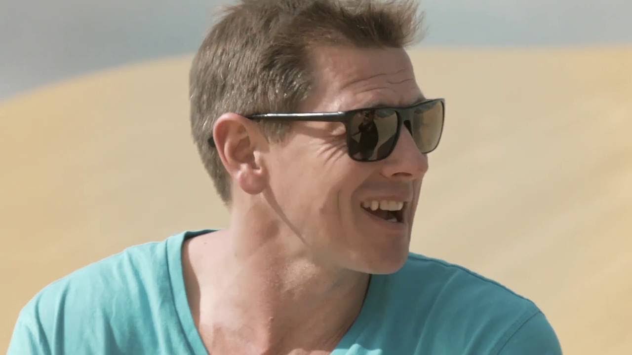 How to Find a Mentor in Business | The Story of Tony Nicholson - YouTube