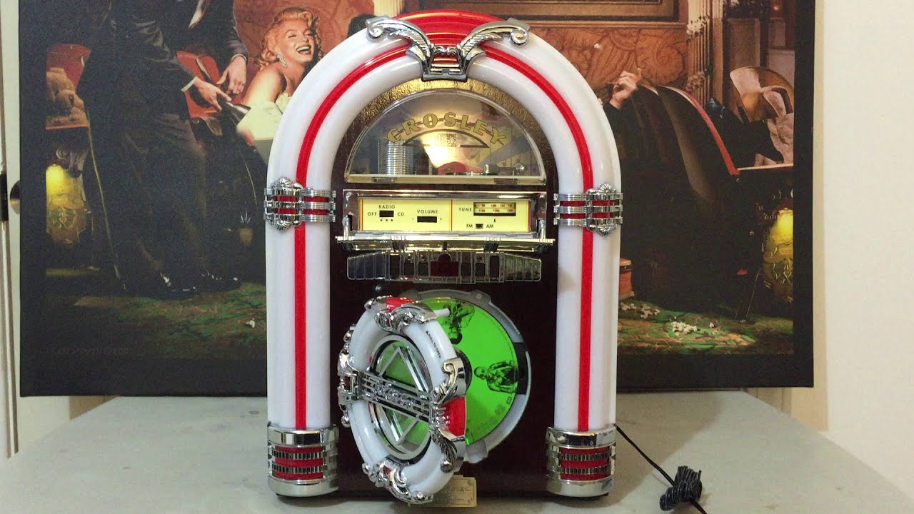 Jukebox Crosley CR1101A working. - YouTube