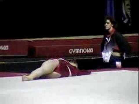 Sarah Demeo. Floor Exercise. 2008. Gymnix International. - YouTube