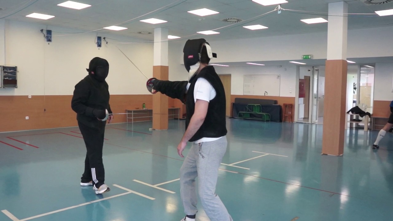 Step lunge flank counter parry riposte - YouTube