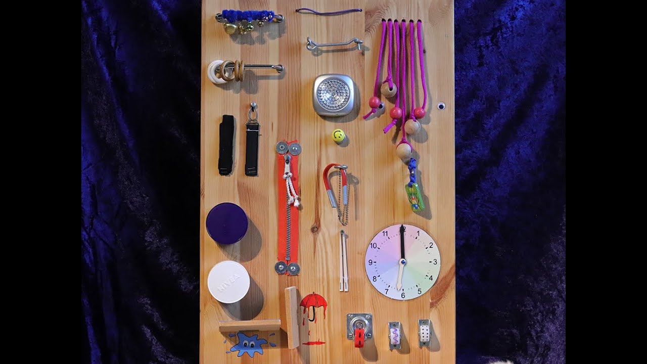 Motorikwand/Beschäftigungsboard - YouTube