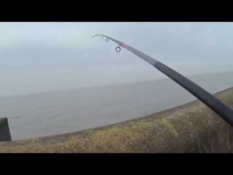 fishing blackpool gynn wall januray 2019 - YouTube