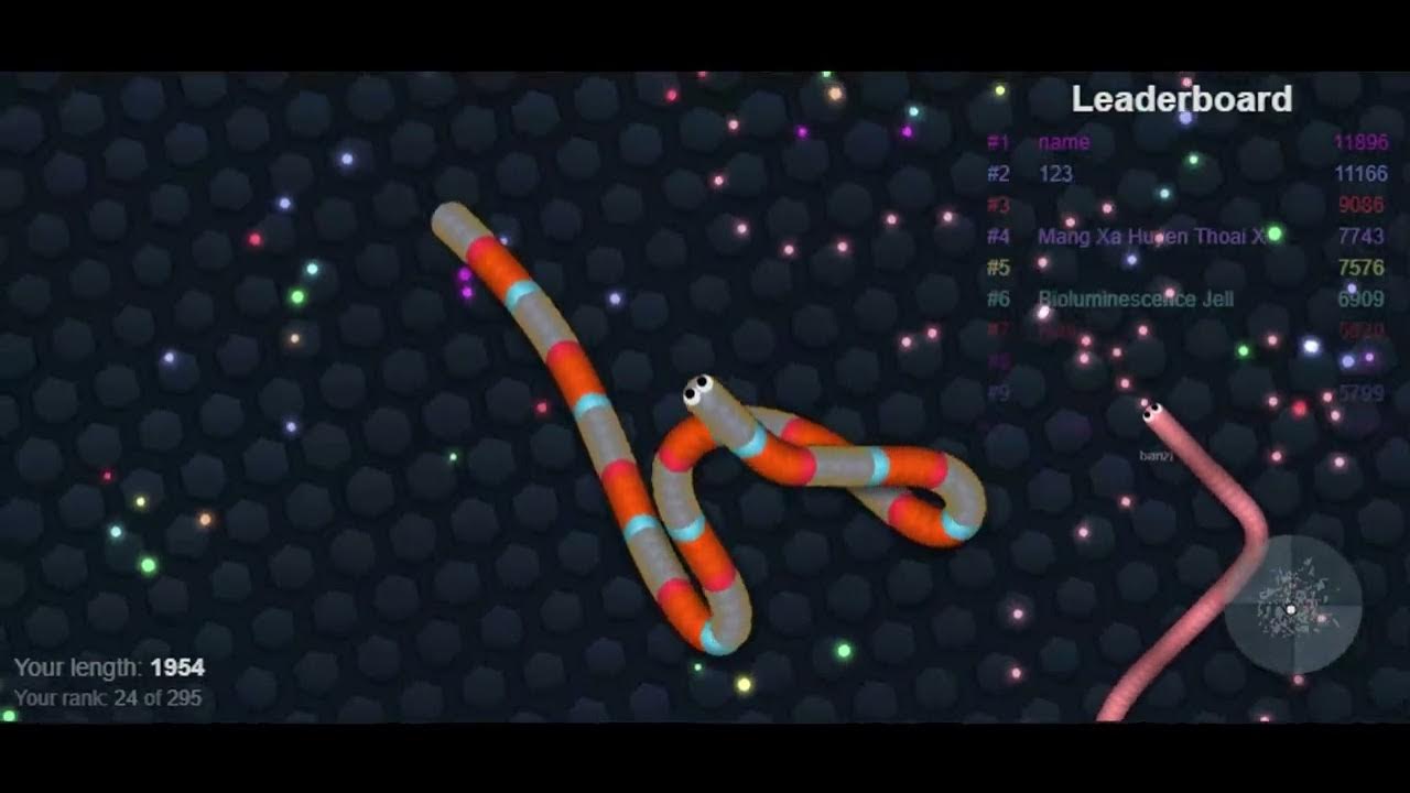 this video reveals you how to make a boss Slither.io| Slither.io - YouTube