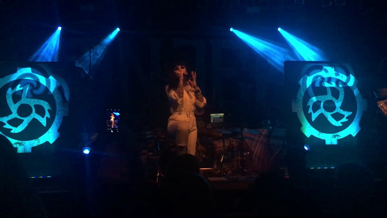 Jinjer - Live in Stuttgart 2019 - YouTube