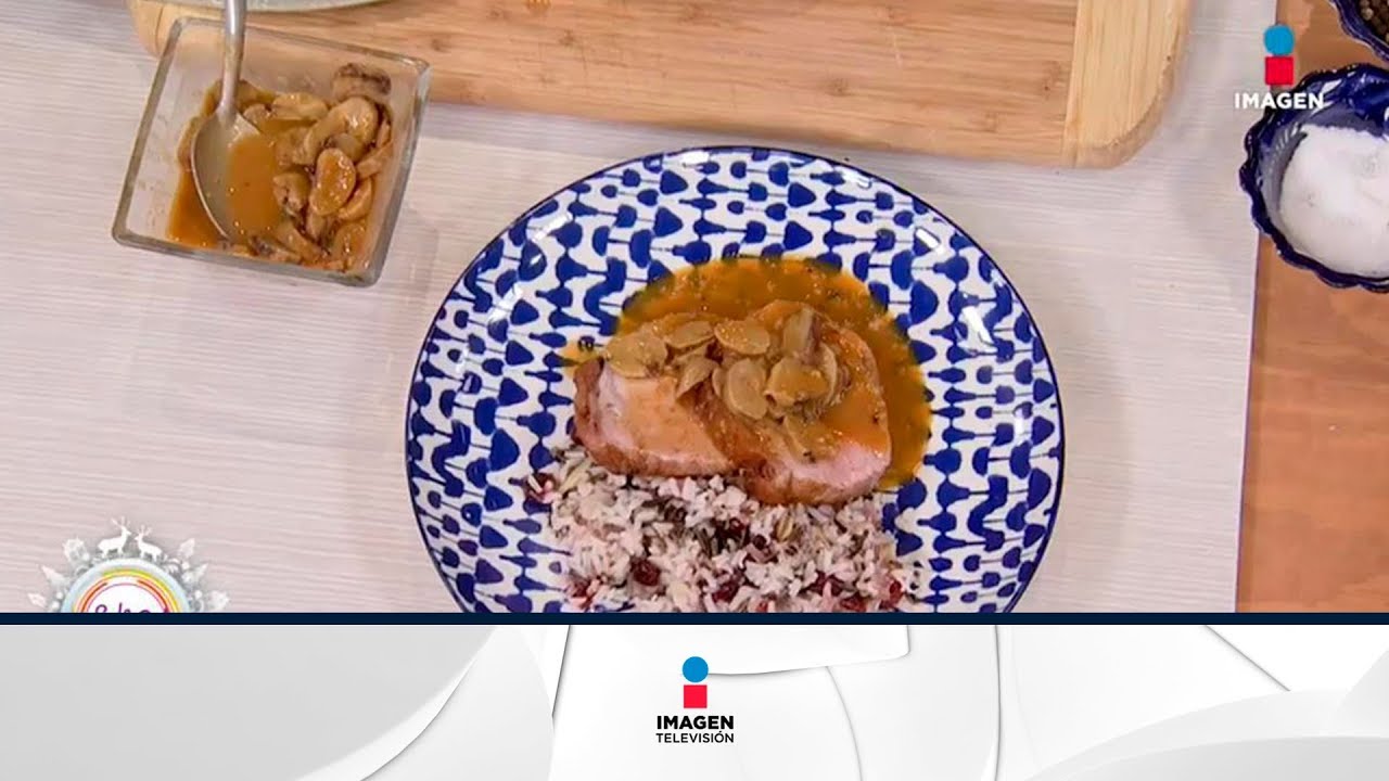 Delicioso lomo rostizado en salsa de castaña acompañado de arroz ...