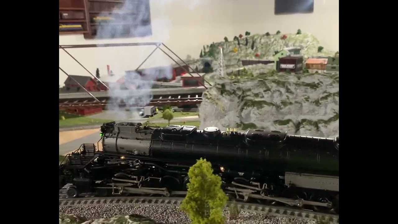 Side by side comparison of the mth big boy and the vision line big boy ...