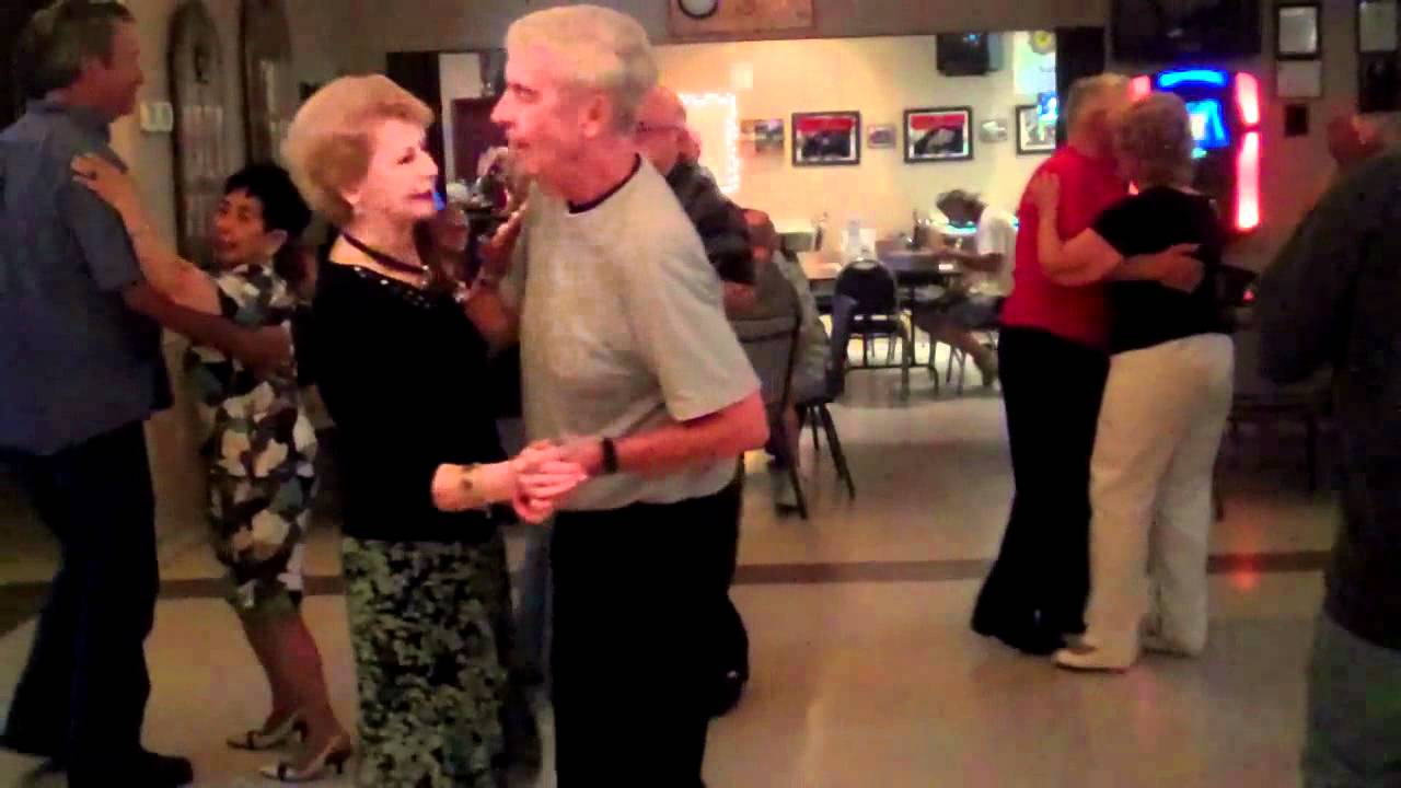 Mike Laine Live Toby Keith's I Love This Bar 04 30 2012 - YouTube