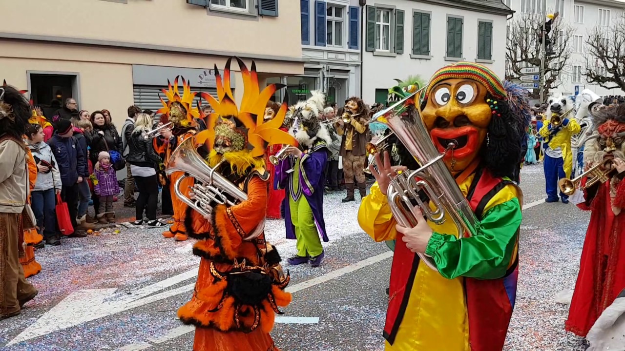 Liestal Fasnacht 2017/ Elbisrugger - YouTube