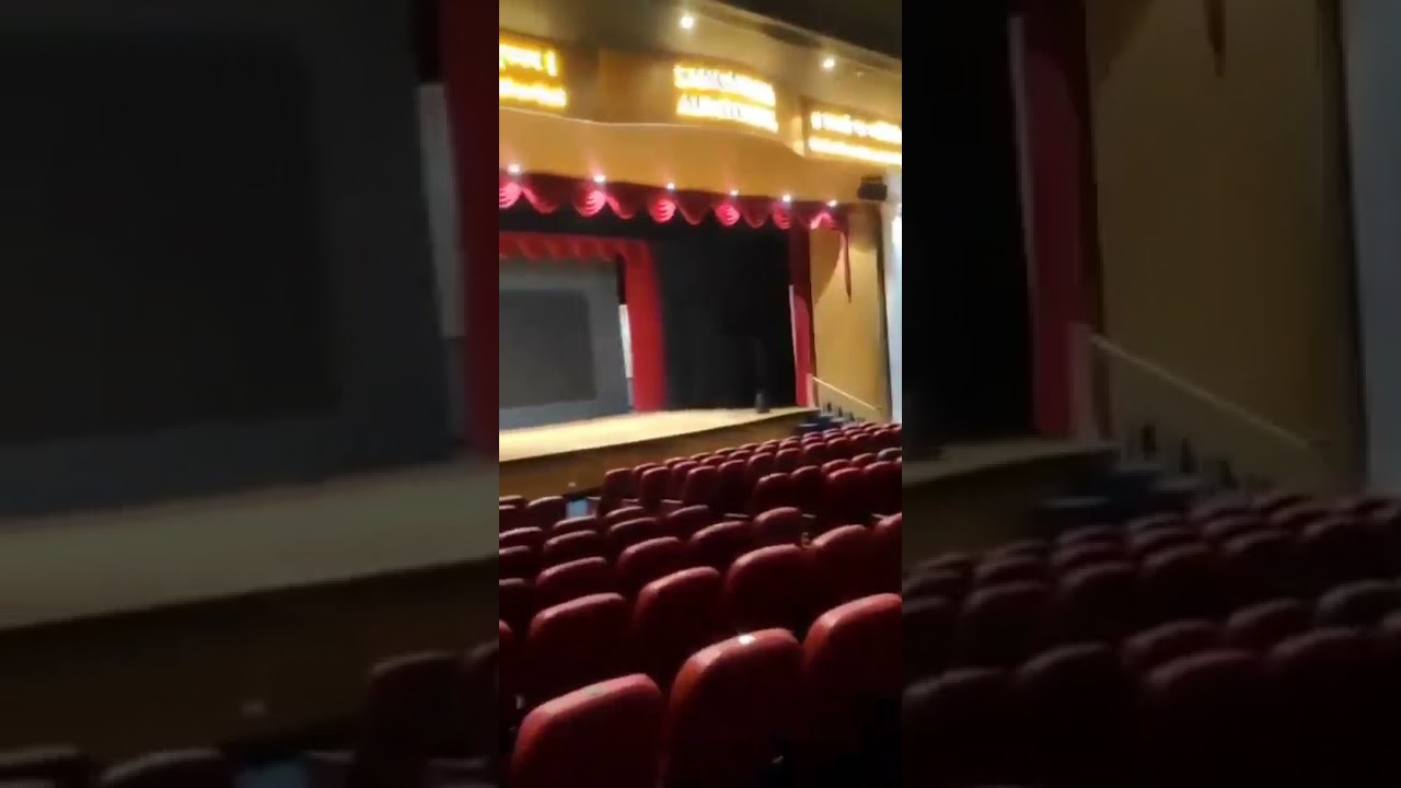 Hindu college 🇮🇳 Auditorium.. Delhi University!! - YouTube