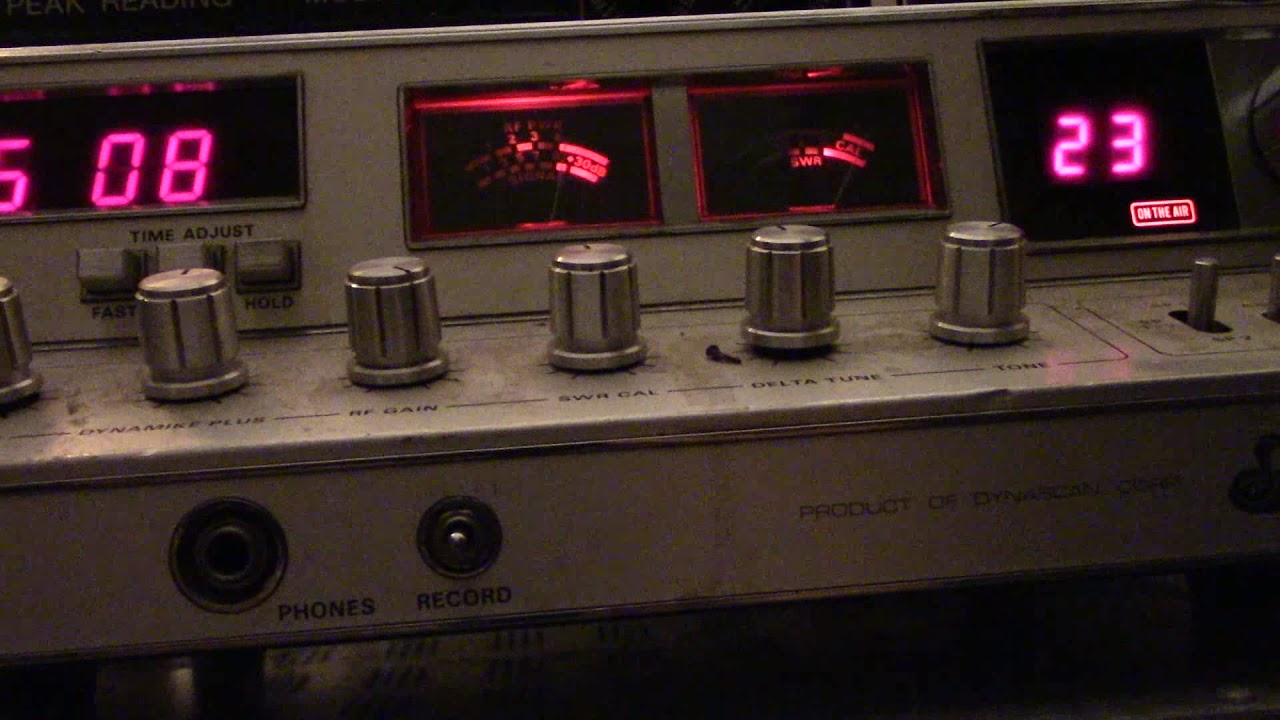 Cobra 1000 Gtl DX talking - YouTube