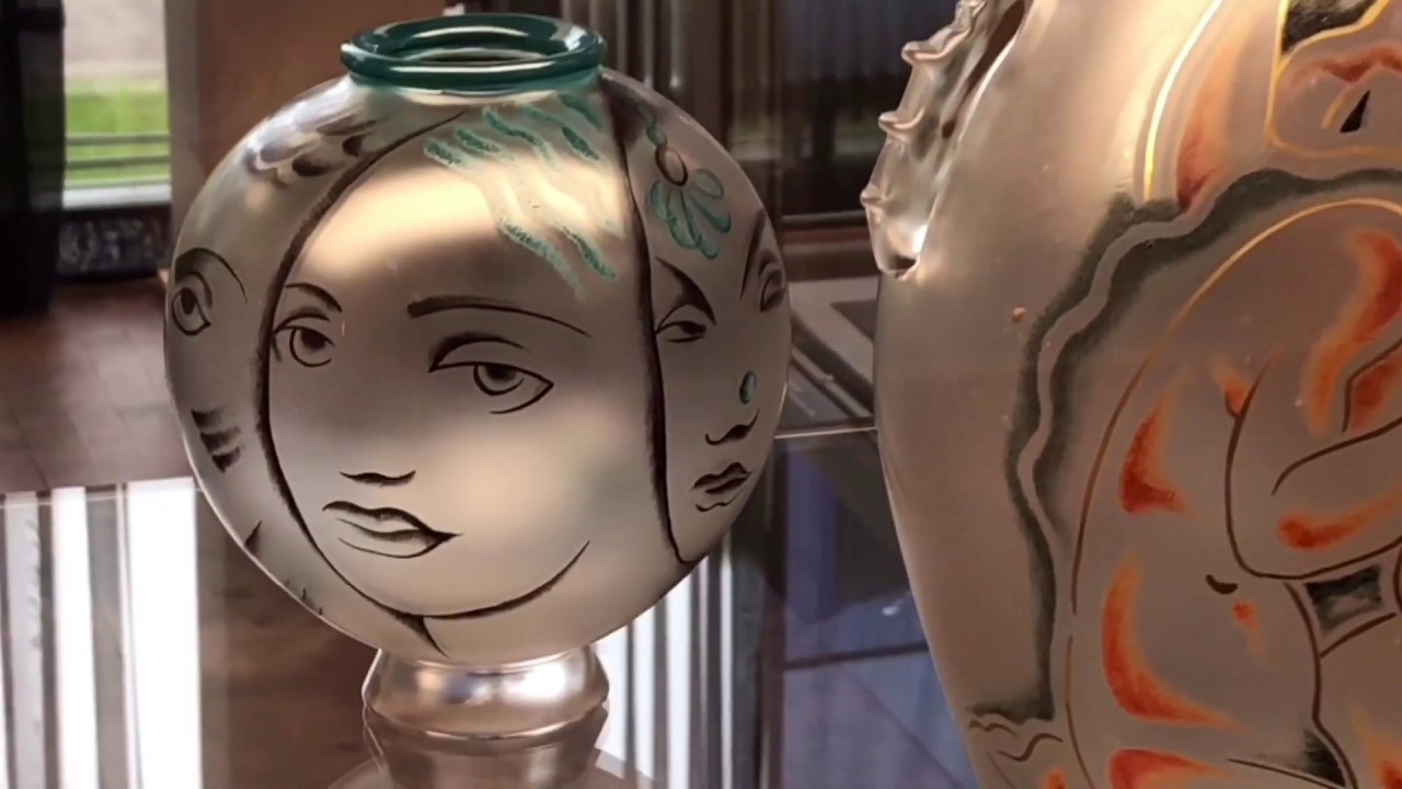 Let's take a look at some Swedish glass design by Orrefors - YouTube