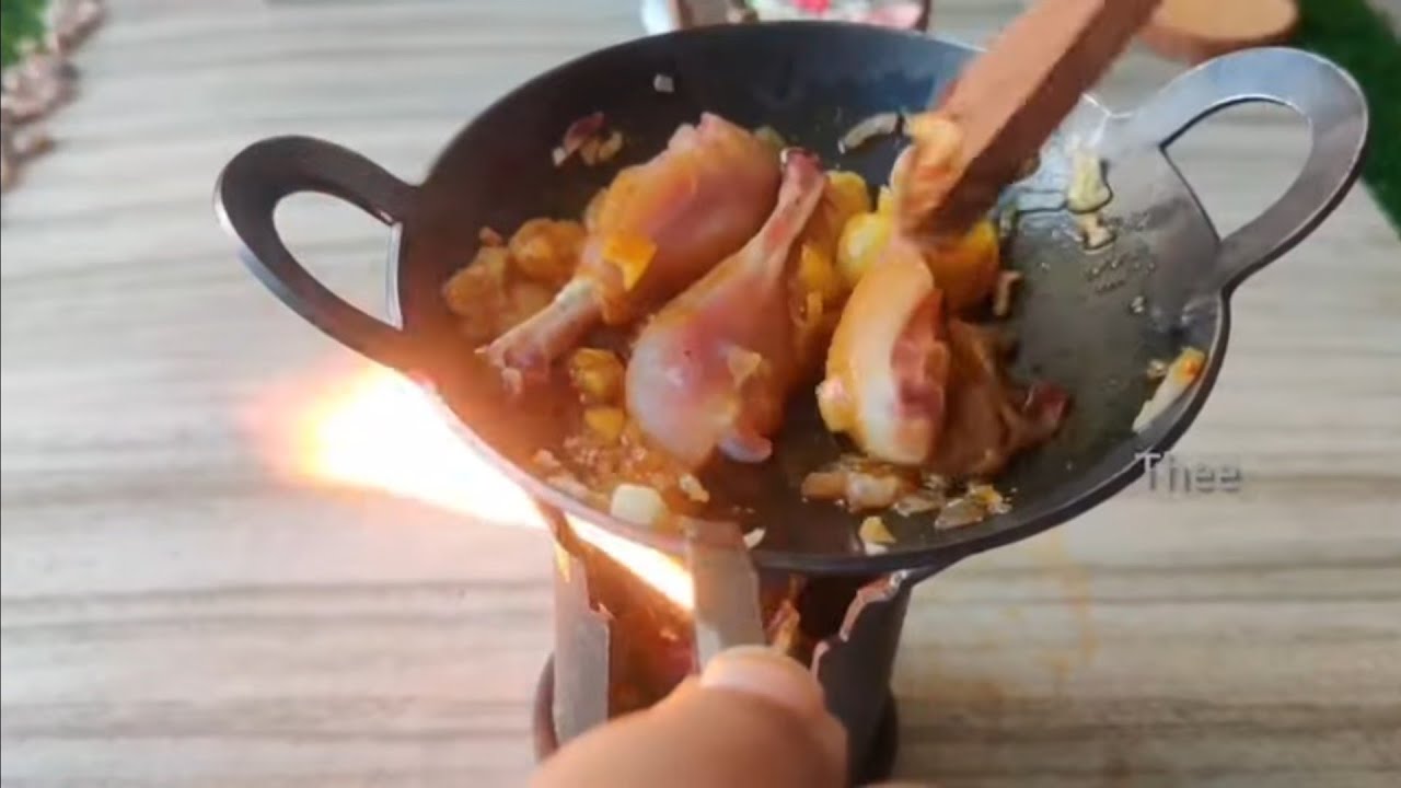 Miniature chicken cooking chicken 🐔🍗 🥣 #tinycooking - YouTube