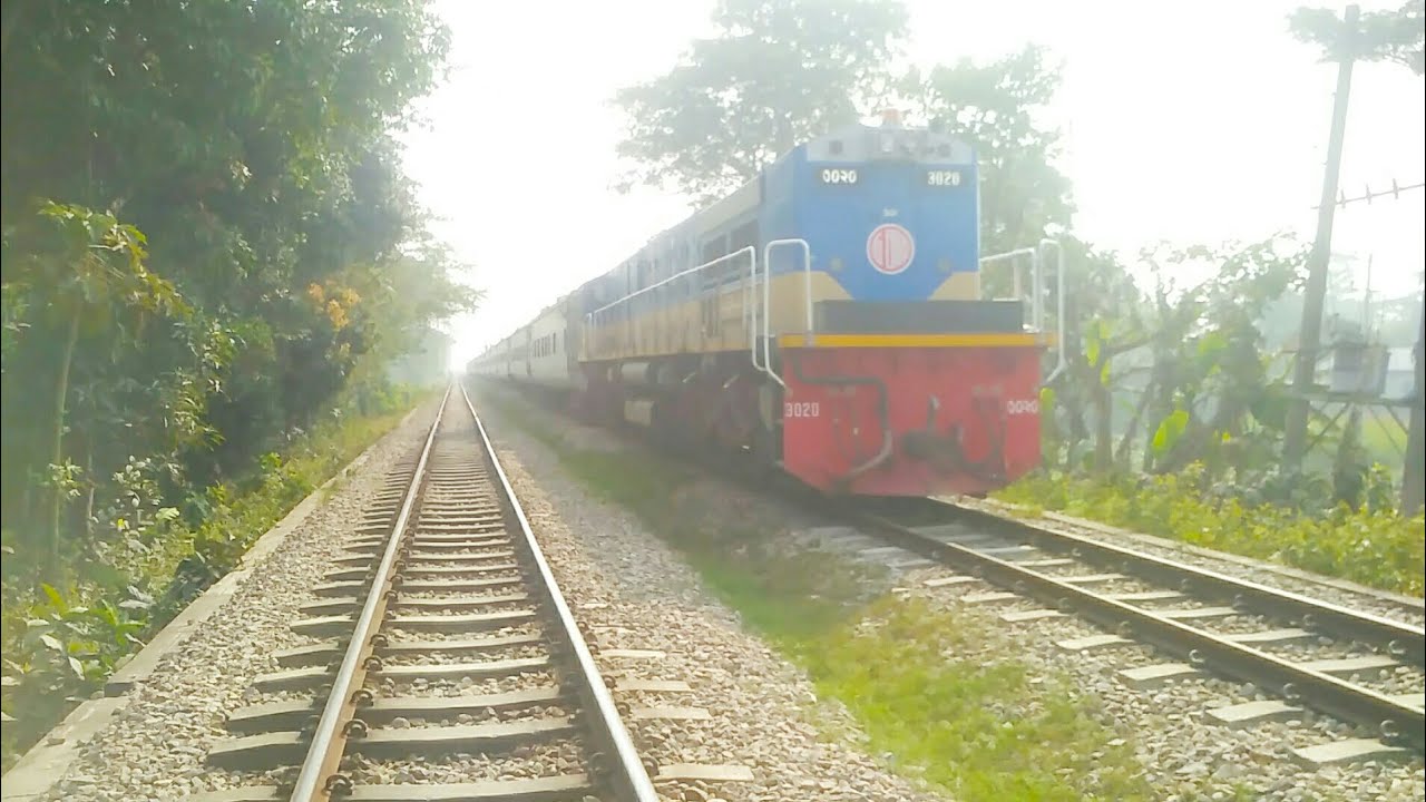 AC Cabe locomotive 3020 with 711 #upakul_express noakhali to Dhaka # ...